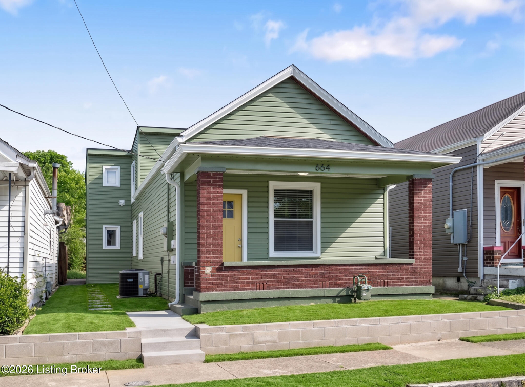 664 Lynn St Louisville KY 40217 (House For Sale) | MLS 1719322