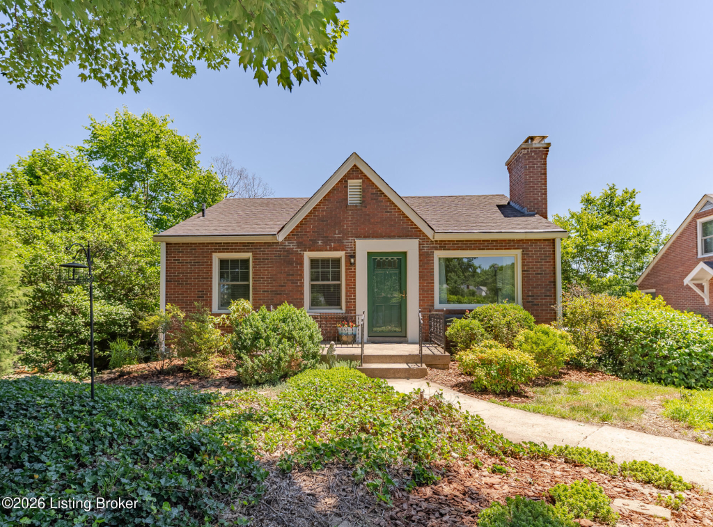 1430 Falcon Dr Louisville KY 40213 (House For Sale) | MLS 1719363