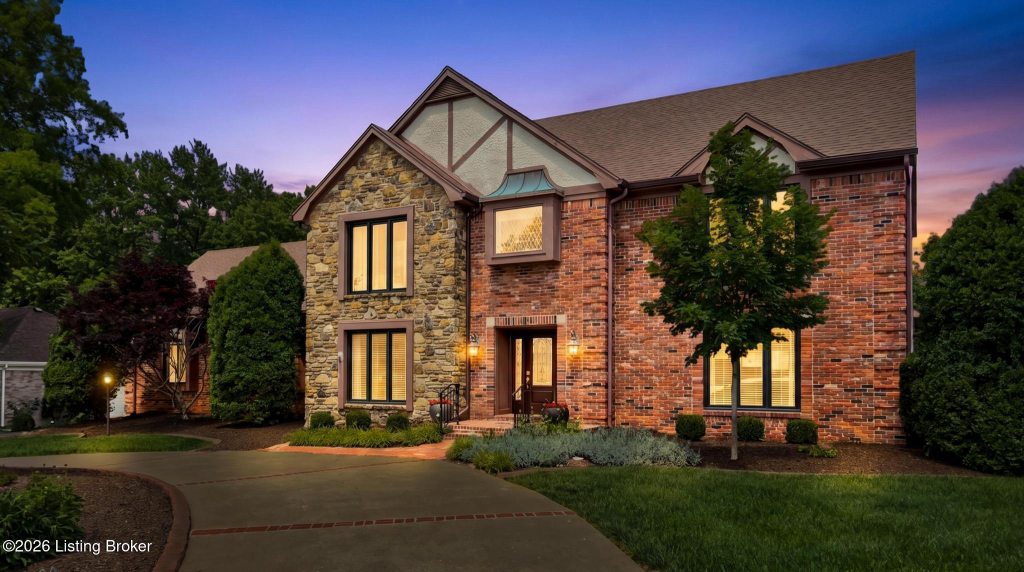 1105 Colonel Anderson Pkwy Louisville KY 40222 (House For Sale) | MLS ...
