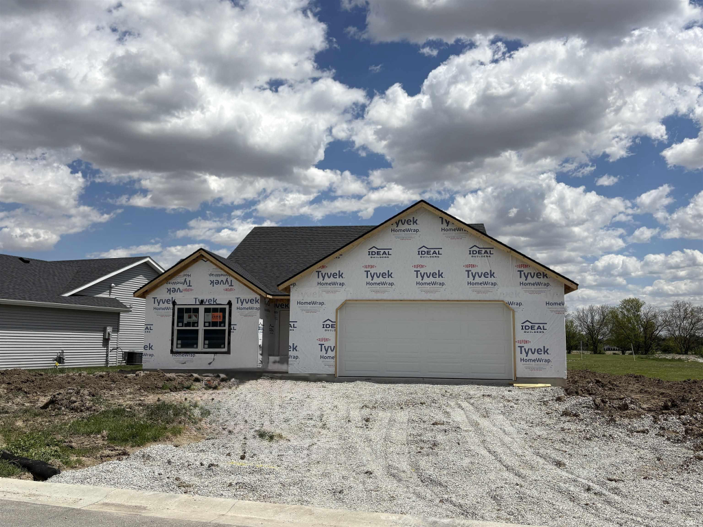1162 Kayde Lane Bluffton IN 46714 (House For Sale) | MLS 202617678