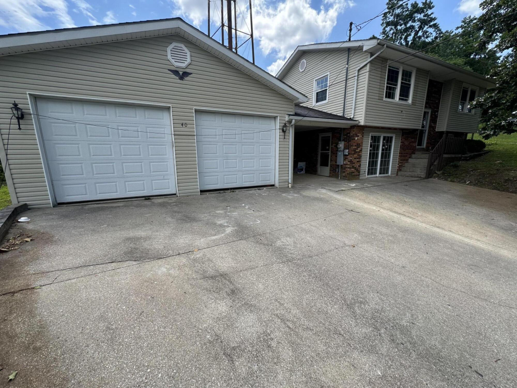 40 Hill Street Mt Vernon KY 40456 (House For Sale) | MLS 26013497