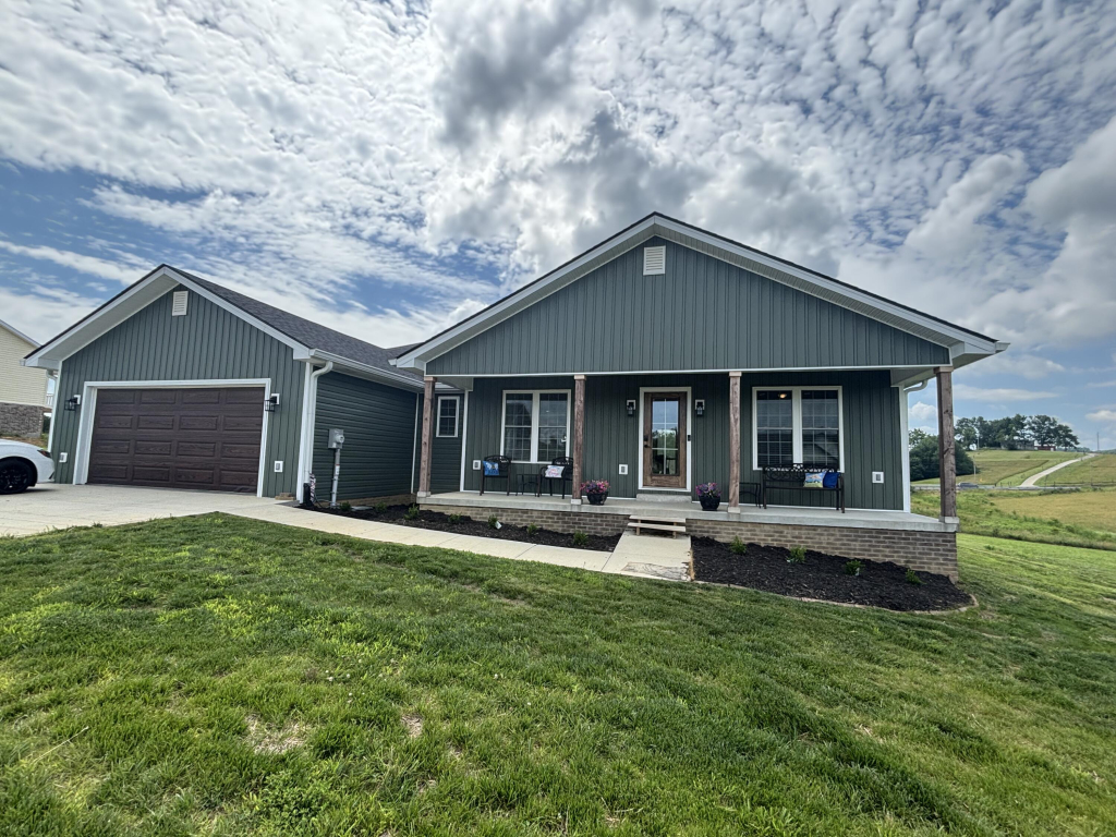 3022 Jacob Drive Danville KY 40422 (House For Sale) | MLS 26013709