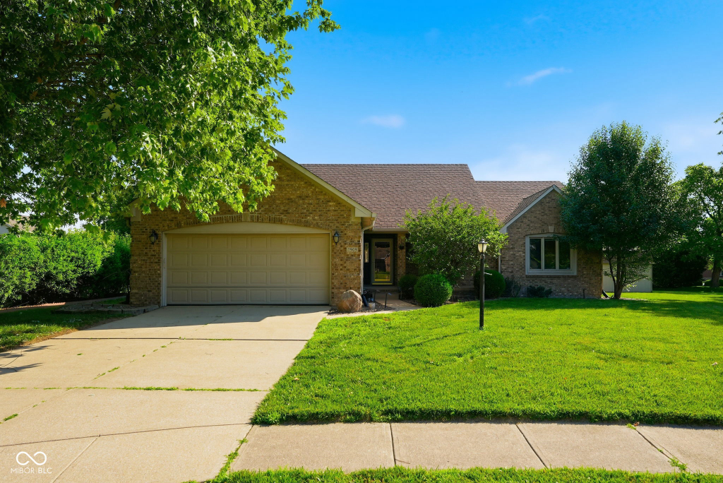 7909 Fennel Court Indianapolis IN 46237 (House For Sale) | MLS 22105670