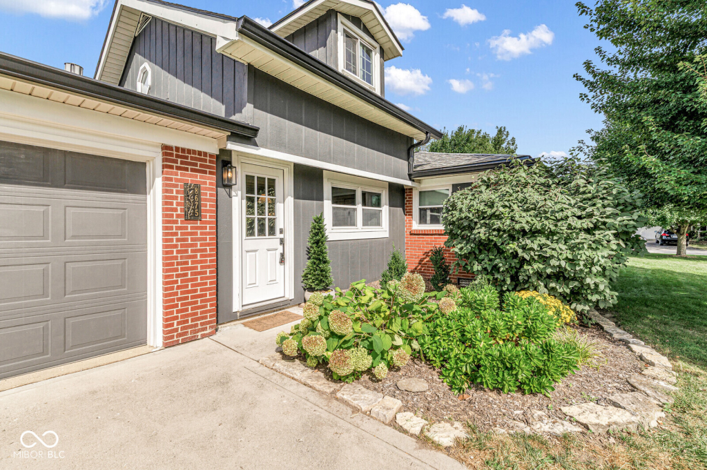 8675 Luann Street Noblesville In 46062 House For Sale Mls 22125143