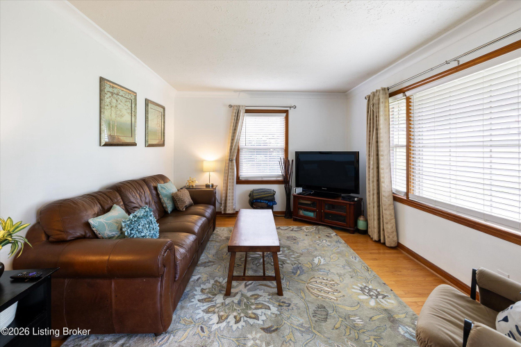 1705 Quarry Hill Rd Louisville KY 40213 (House For Sale) | MLS 1720294