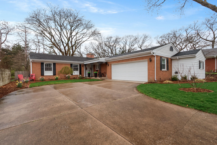 8644 Baring Avenue Munster IN 46321 (House For Sale) | MLS 802086