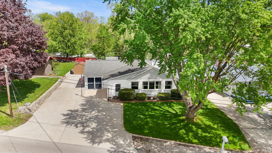 2395 Ln 150 Hamilton Lake Hamilton IN 46742 (House For Sale) | MLS ...