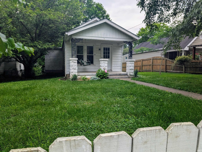 1921 Hurst Avenue Evansville IN 47720 (House For Sale) | MLS 202521939