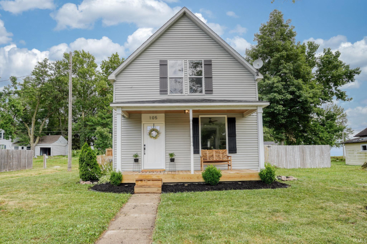 105 S Cobb Street Pine Village IN 47975 (House For Sale) | MLS 202526830