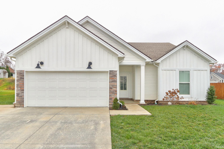 1245 Helen Court Boonville IN 47601-8608 (House For Sale) | MLS 202546829