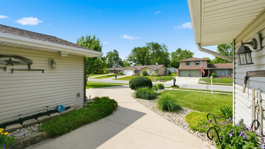 601 W Columbia Parkway Columbia City IN 46725 (House For Sale) | MLS ...