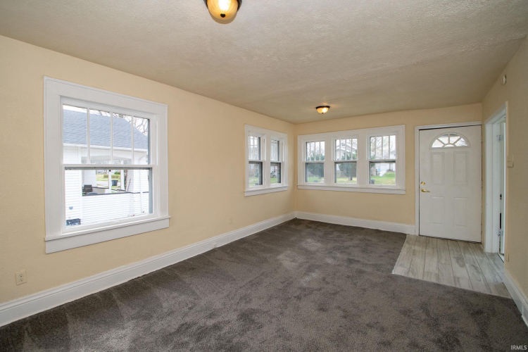 809 E Fairview Avenue South Bend IN 46614 (House For Sale) | MLS 202623447
