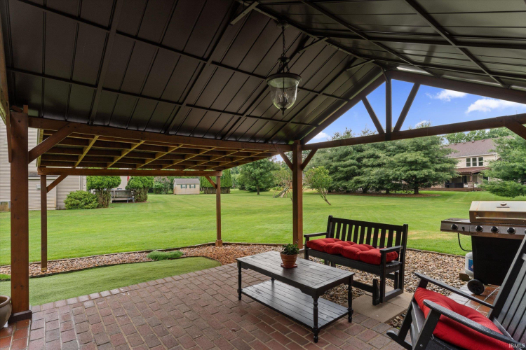21816 Locust Bend Court South Bend IN 46628-1861 (House For Sale) | MLS ...