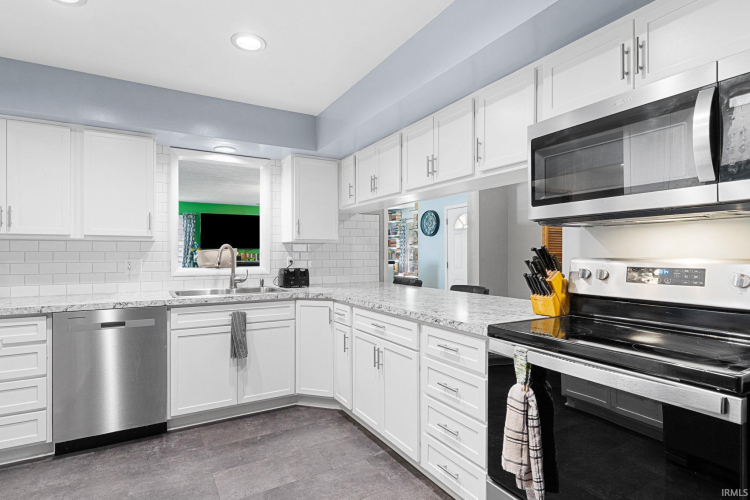 718 S Maple Street Monticello IN 47960 (House For Sale) | MLS 202624381
