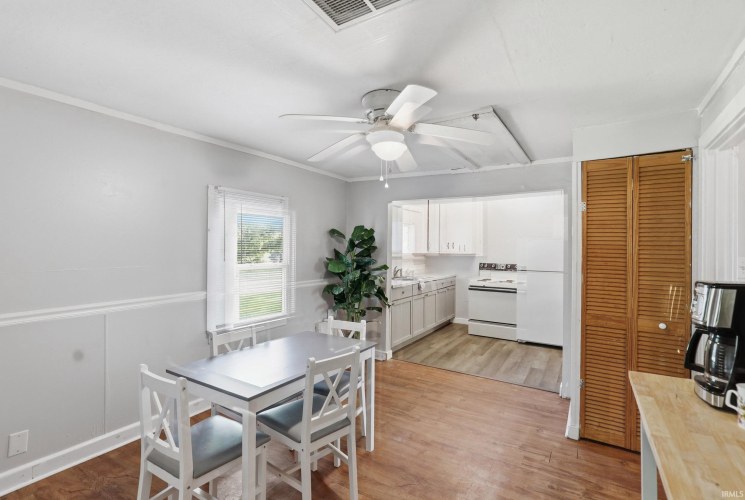 3709 South Park Drive Fort Wayne IN 46806 (House For Sale) | MLS 202624451