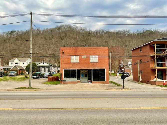 417 Hambley Boulevard Pikeville KY 41501 (House For Sale) | MLS 24013586