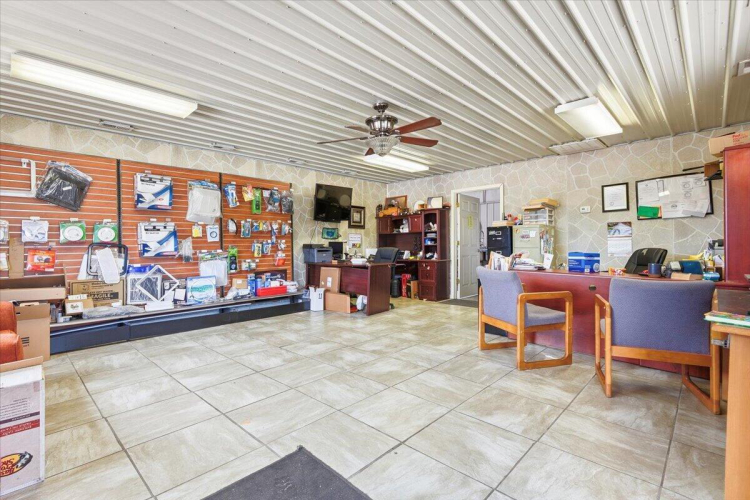 9171 S US Hwy 25 Corbin KY 40701 (House For Sale) | MLS 26014596