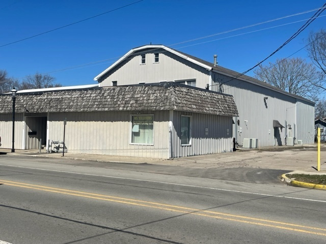 716 W 8th Street Anderson IN 46016 (House For Sale) | MLS 21922796