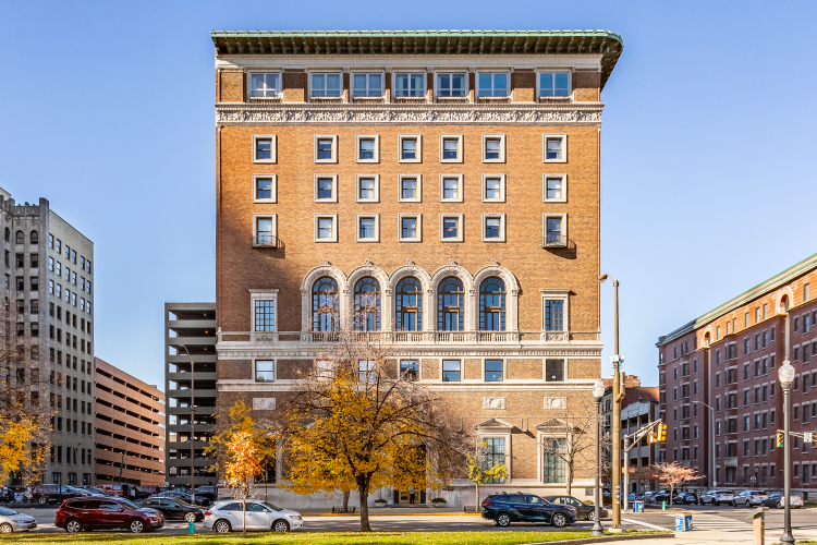 350 N Meridian Street Indianapolis IN 46204 | MLS 21953274