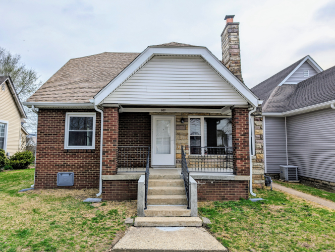 807 Reed Street Columbus IN 47201 (House For Sale) | MLS 21968602