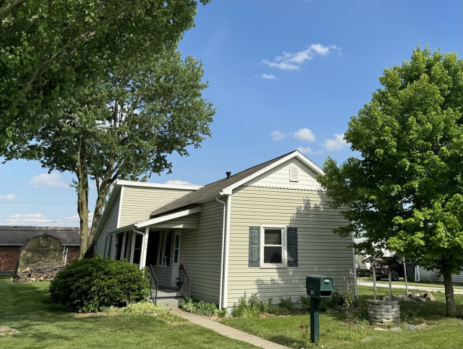 125 Poplar Street Tipton IN 46072 (House For Sale) | MLS 21980800