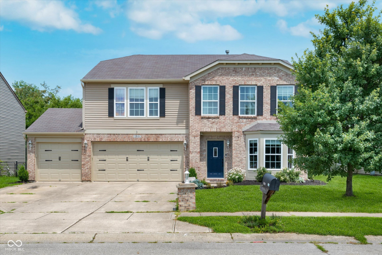 12636 Teacup Way Indianapolis IN 46235 (House For Sale) | MLS 21991275