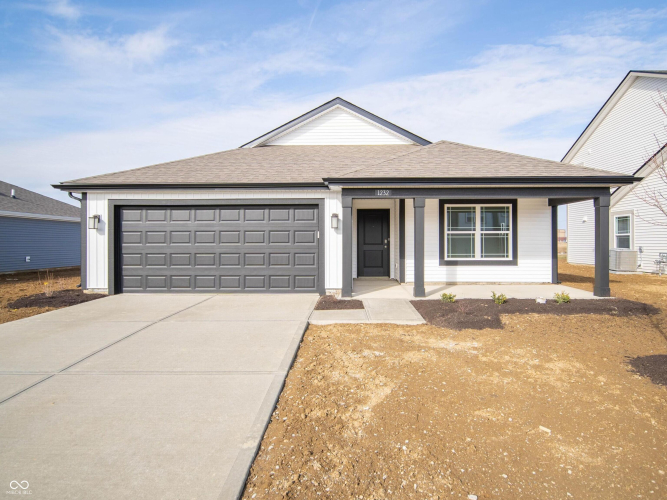 1232 Fleming Drive Greenfield IN 46140 (House For Sale) | MLS 22018206