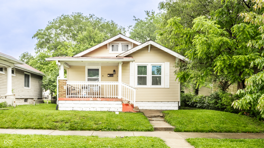 361 S Spencer Avenue Indianapolis IN 46219 (House For Sale) | MLS 22019695