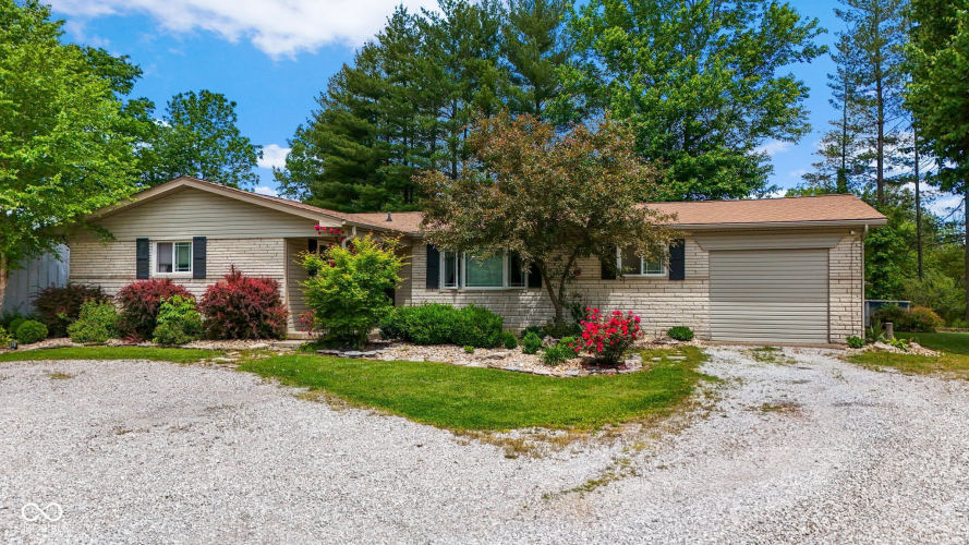 3480 W Broadus Drive North Vernon IN 47265 (House For Sale) | MLS 22041040