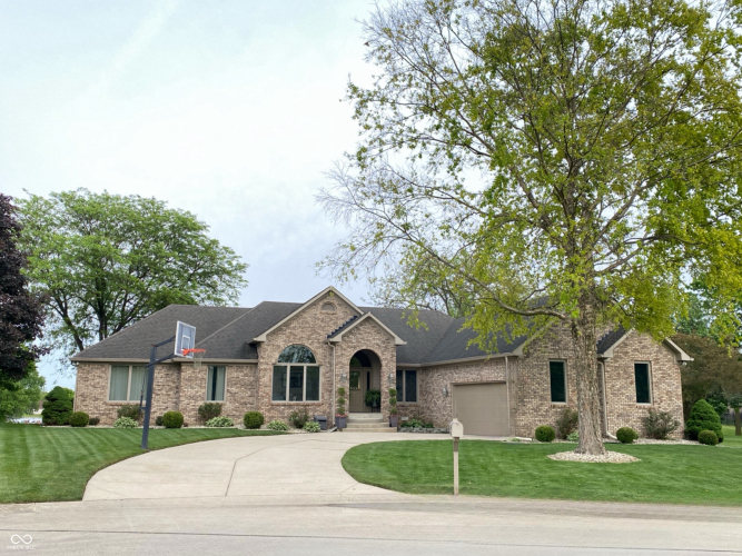 12231 Valley View Circle Indianapolis IN 46229 (House For Sale) | MLS ...