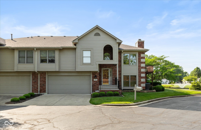 8955 Stonegate Road Indianapolis IN 46227 (House For Sale) | MLS 22043952