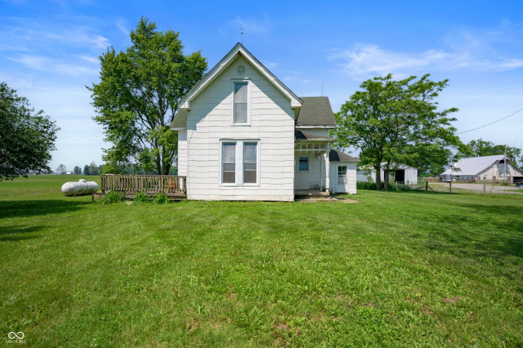 5396 N 1000 E Sheridan IN 46069 (House For Sale) | MLS 22046037