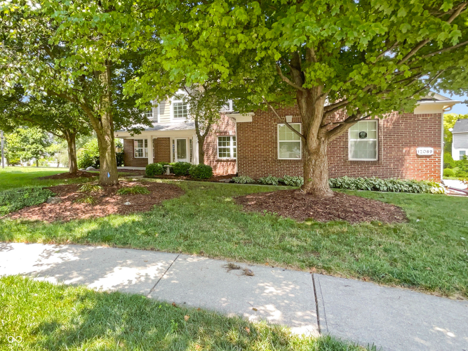 12089 Red Hawk Drive Fishers IN 46037 (House For Sale) | MLS 22050906