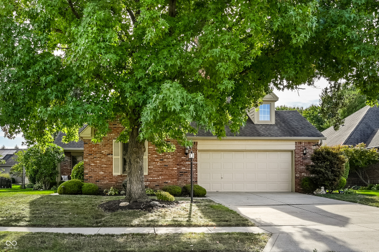 11959 Halla Place Fishers IN 46038 (House For Sale) | MLS 22062948