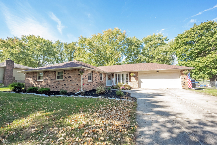 5595 S Cladwell Drive Pendleton IN 46064 (House For Sale) | MLS 22065966