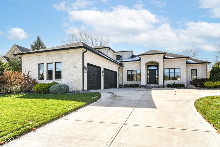 2581 Turning Leaf Lane Carmel IN 46032 (House For Sale) | MLS 22072312