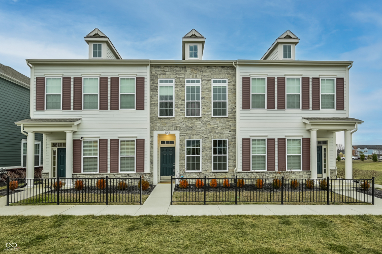 1078 Valentine Lane Carmel IN 46032 (House For Sale) | MLS 22079349
