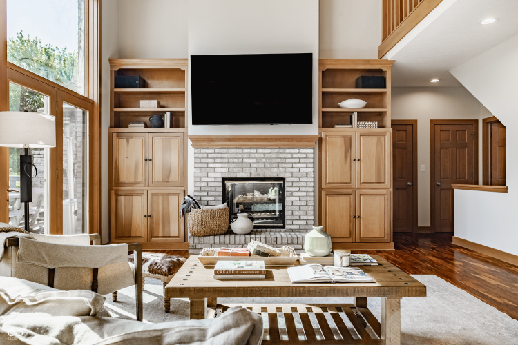 2691 Deer Run Zionsville IN 46077 (House For Sale) | MLS 22104919