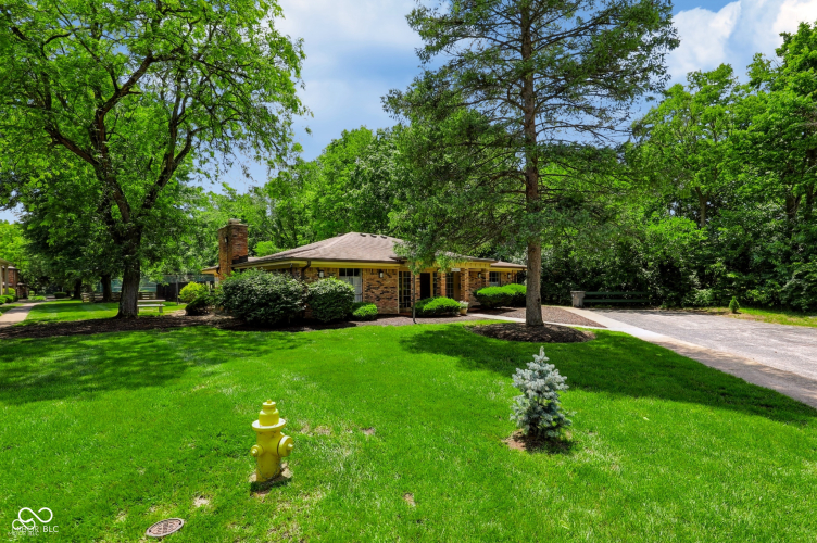 4311 Dahlia Court Indianapolis IN 46220 (House For Sale) | MLS 22108647